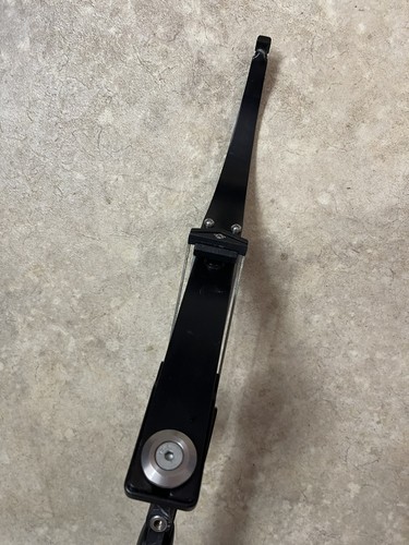 Oneida Eagle Osprey Graphite Black RH Medium 27.5"-29" Draw 30-50lbs | eBay