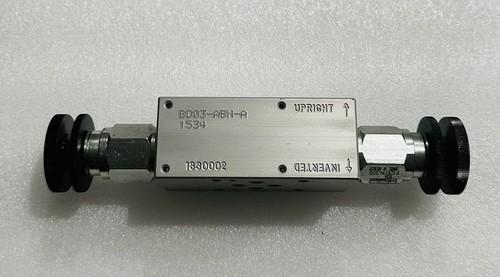 Parker Pressure Compensated Flow Control Valve FC101K300 On A BD03-ABN ...