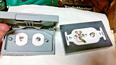 QTY-2 WEATHERPROOF TV COAX TELEPHONE OUTLET S3962GCP COOPER COVERED ...