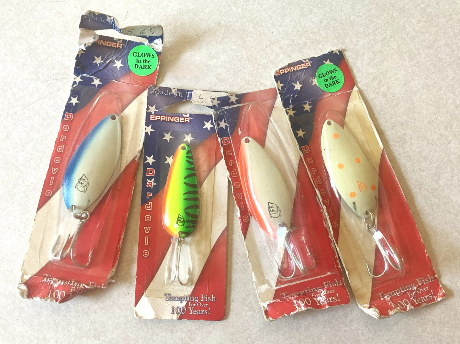 EPPINGER DARDEVLE FISHING SPOON LOT OF 4/ 3 GLOW IN THE DARK W/ FREE ...
