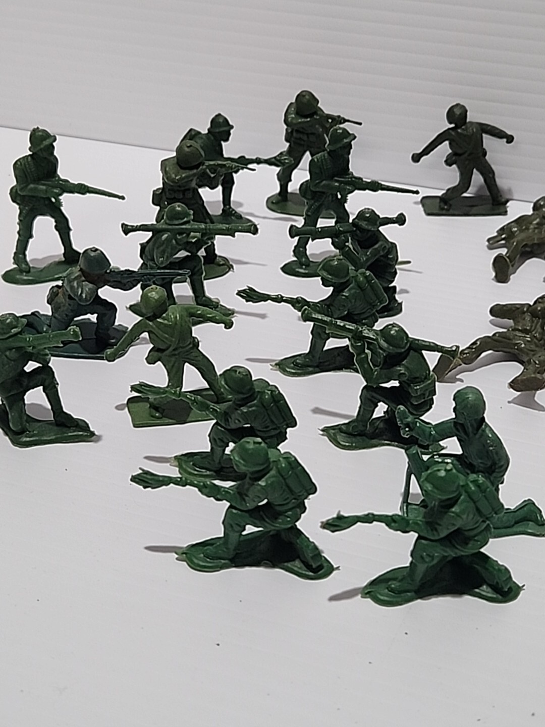 Vintage 1:60 Mixed Lot American WWII Plastic Soldiers Model Figures (C4 ...