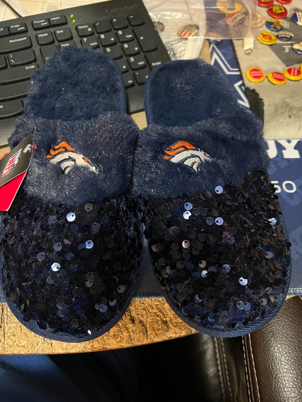 DENVER BRONCOS------WOMEN'S SEQUINED SLIPPERS---SIZE S | eBay