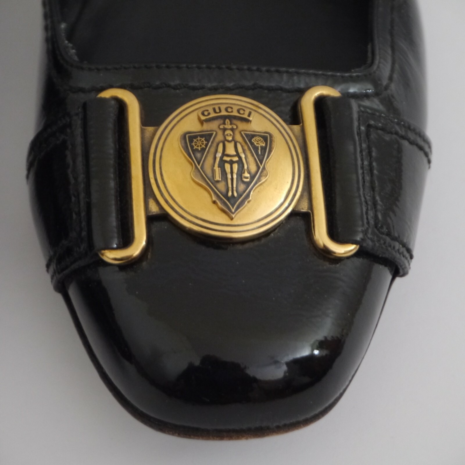 GUCCI black patent leather gold metal detail ballet f… - Gem