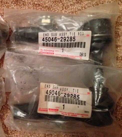 45046-29285 Toyota End Sub-assy Tie Rod RH 4504629285 Genuine OEM Part ...