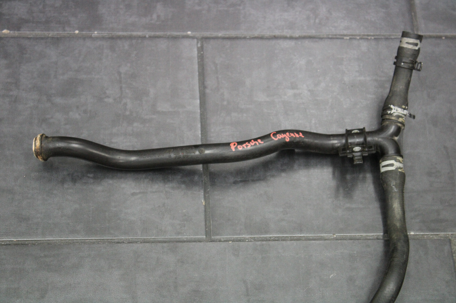 Kühlwasserschlauch 7L5122049A Porsche Cayenne 4.8 GTS Turbo 955 ...