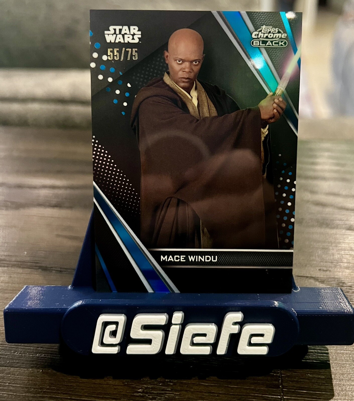 2023 Topps STAR WARS CHROME BLACK MACE WINDU #34 Blue REFRACTOR /75 ...