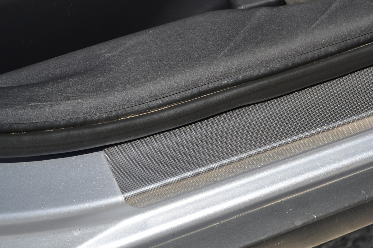 Door Sill Scuff Plate Protectors Scuff Guard fit Mitsubishi Outlander ...