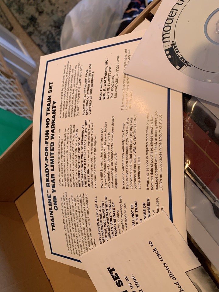 Walthers Trainline Ready For Fun Train Set 931-870 ATSF | eBay