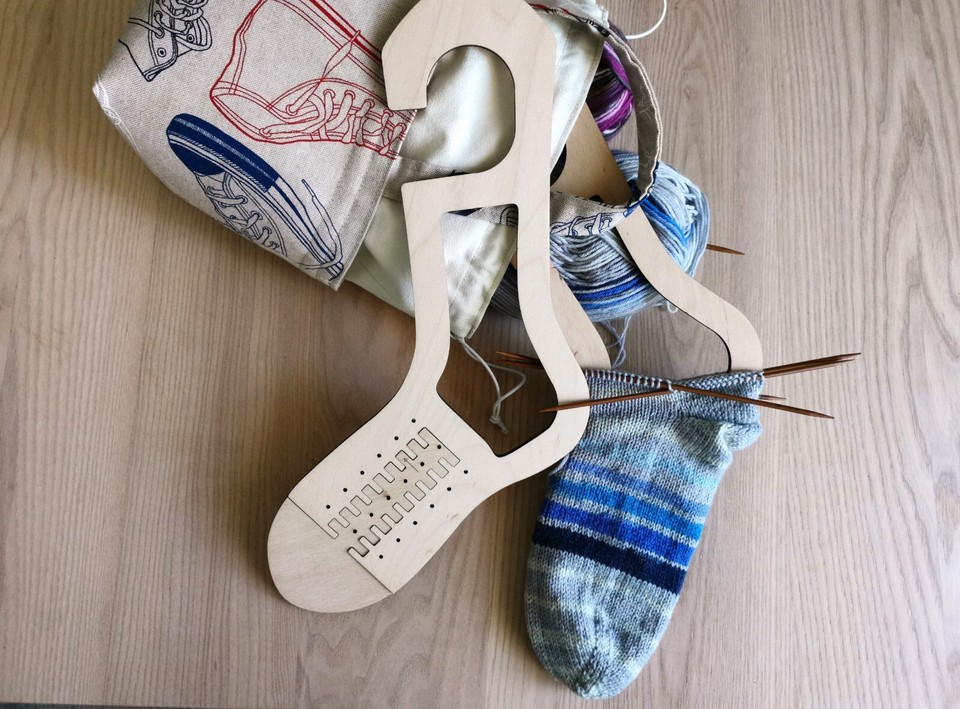 Socks Blockers Wooden Socks Blockers Adjustable Sizes Sock Blockers ...