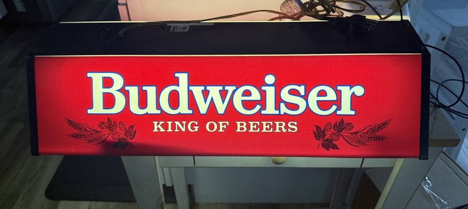 Vintage BUDWEISER Beer Poker Pool Table Hanging Bar Light Sign | eBay