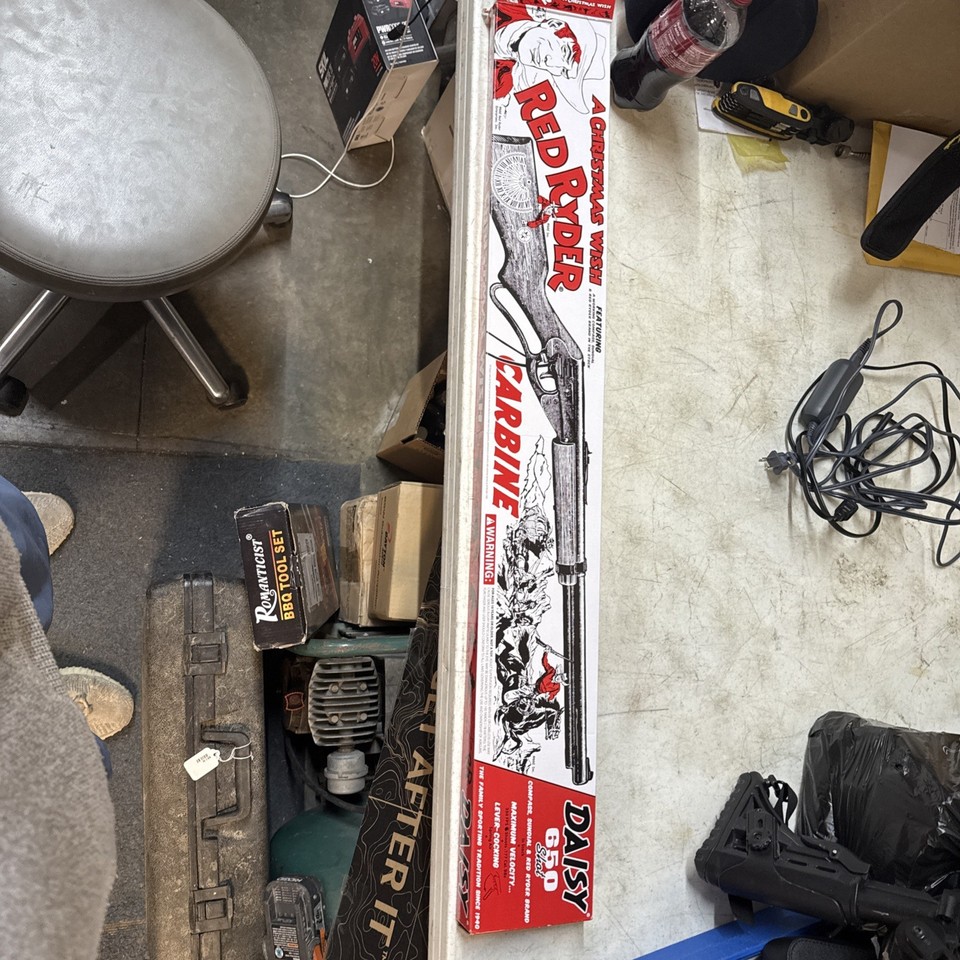 Red Ryder Carbine Daisy 650 Shot "A Christmas Wish" BB Gun with Compass ...