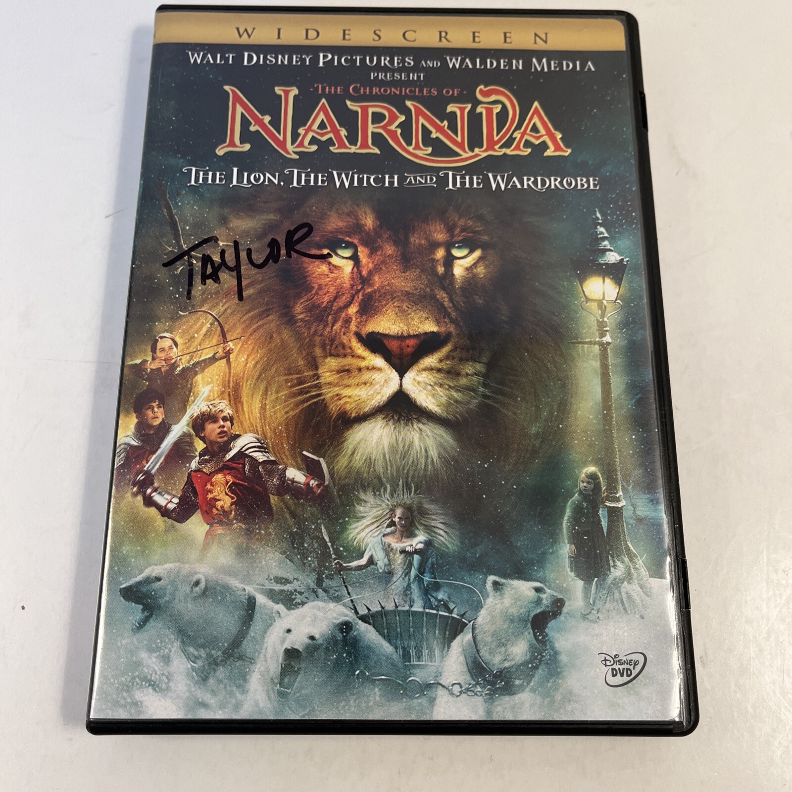 The Chronicles of Narnia: The Lion, The Witch and the Wardrobe (DVD ...