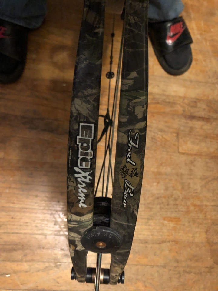 Fred Bear Epic Extreme Camouflage Compound Bow RH | eBay