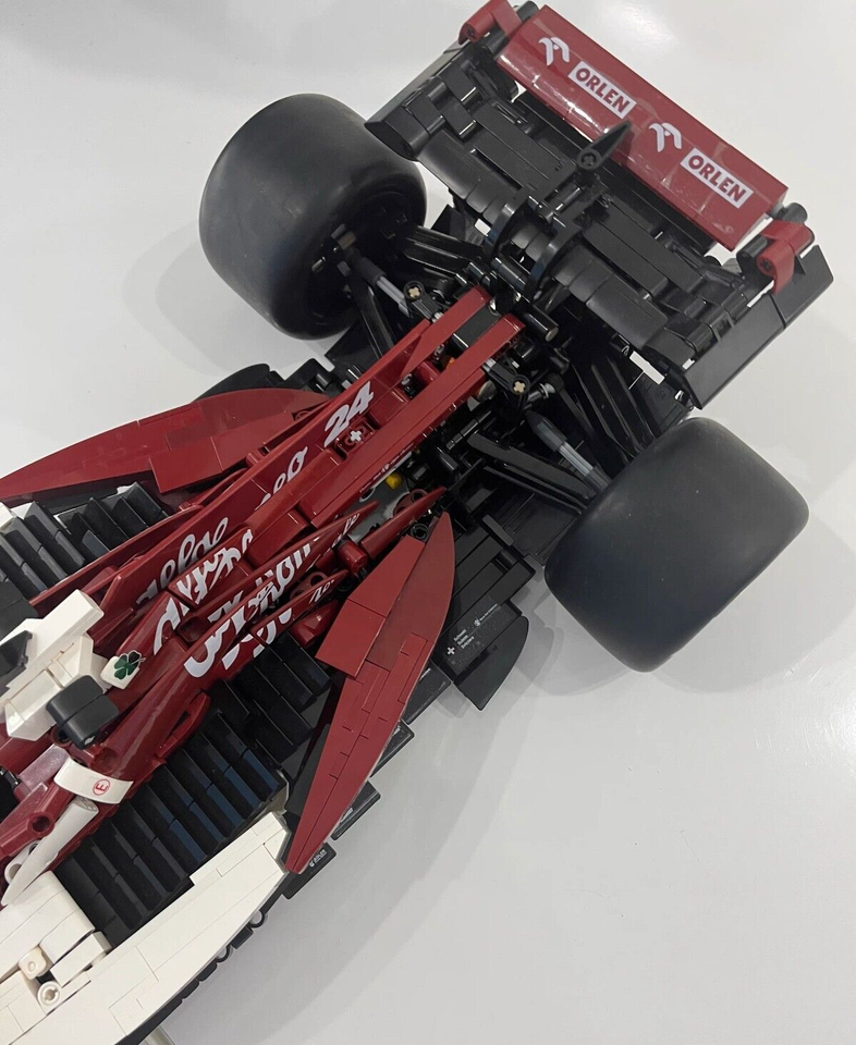 1/8 Alfa Romeo Formual One Model Kits F1 Building Blocks Racing Gift ...