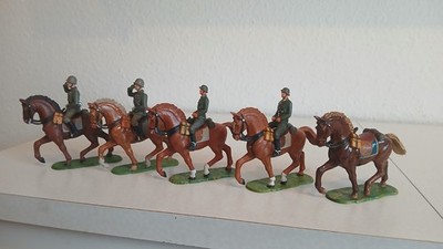 Elastolin Militär 2.Weltkrieg,5 Pferde und 4 Reiter | eBay.de
