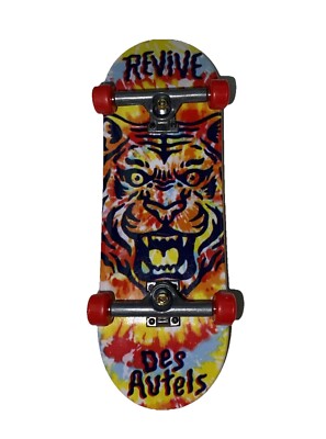Tech Deck - Revive Doug Des Autels Tie Dye Tiger Fingerboard 2021 Rare ...