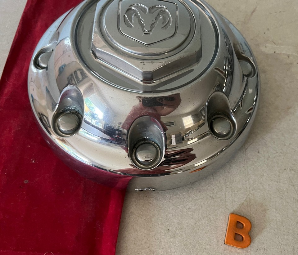 #B (1) 2000-2003 Dodge 2500 RAM OEM Wheel Center Cap HEX Hubcap 8 Lug ...