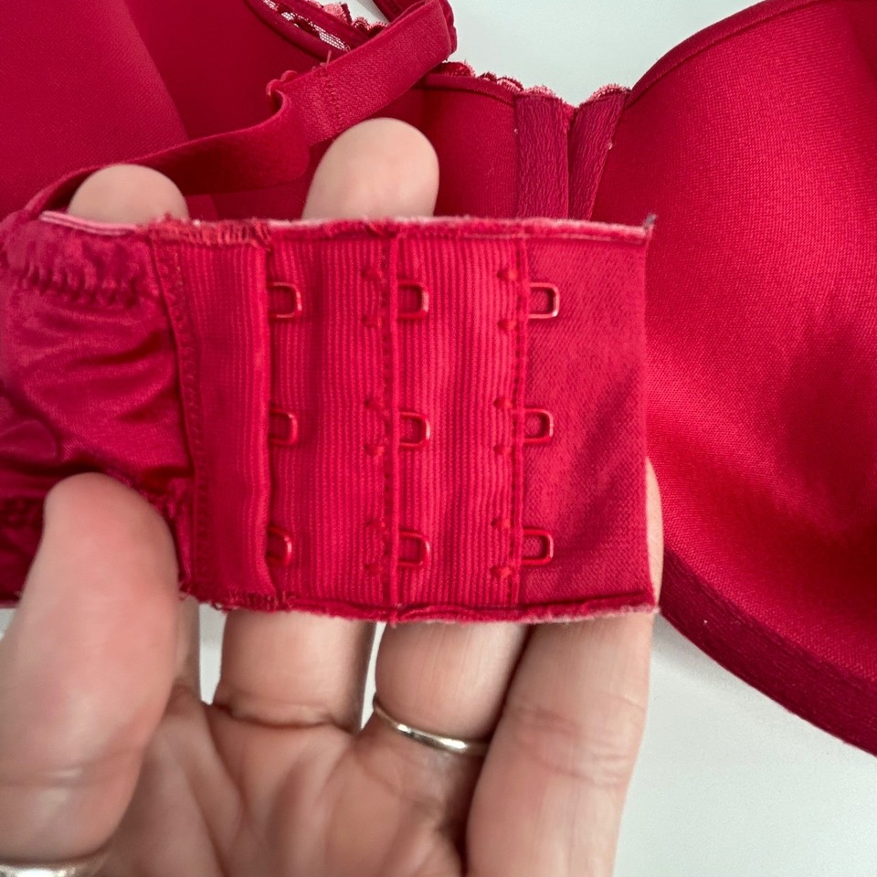 Playtex Secrets Bra Style 7576 Underwire Full Coverage Embroidered Red ...