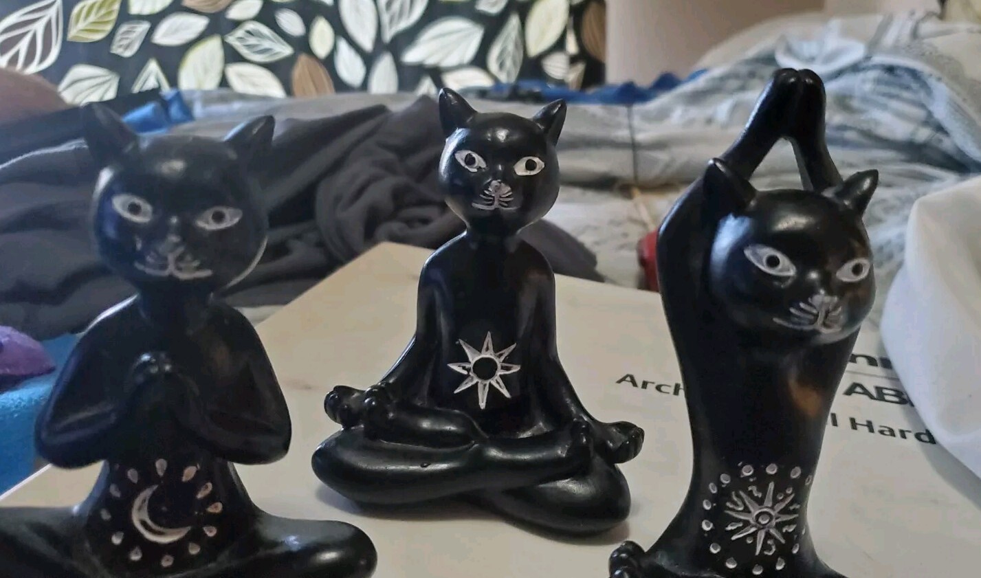 Black Cat Figurines, Zen Yoga Meditation Poses, 4" Resin Set of 3 | eBay