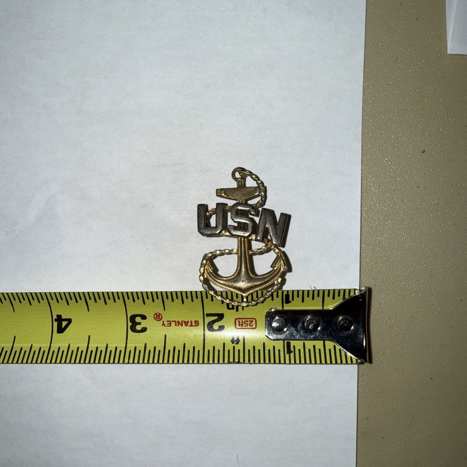 US Navy USN Vintage WWII Hat Badge Pin Chief Petty Officer CPO Military ...