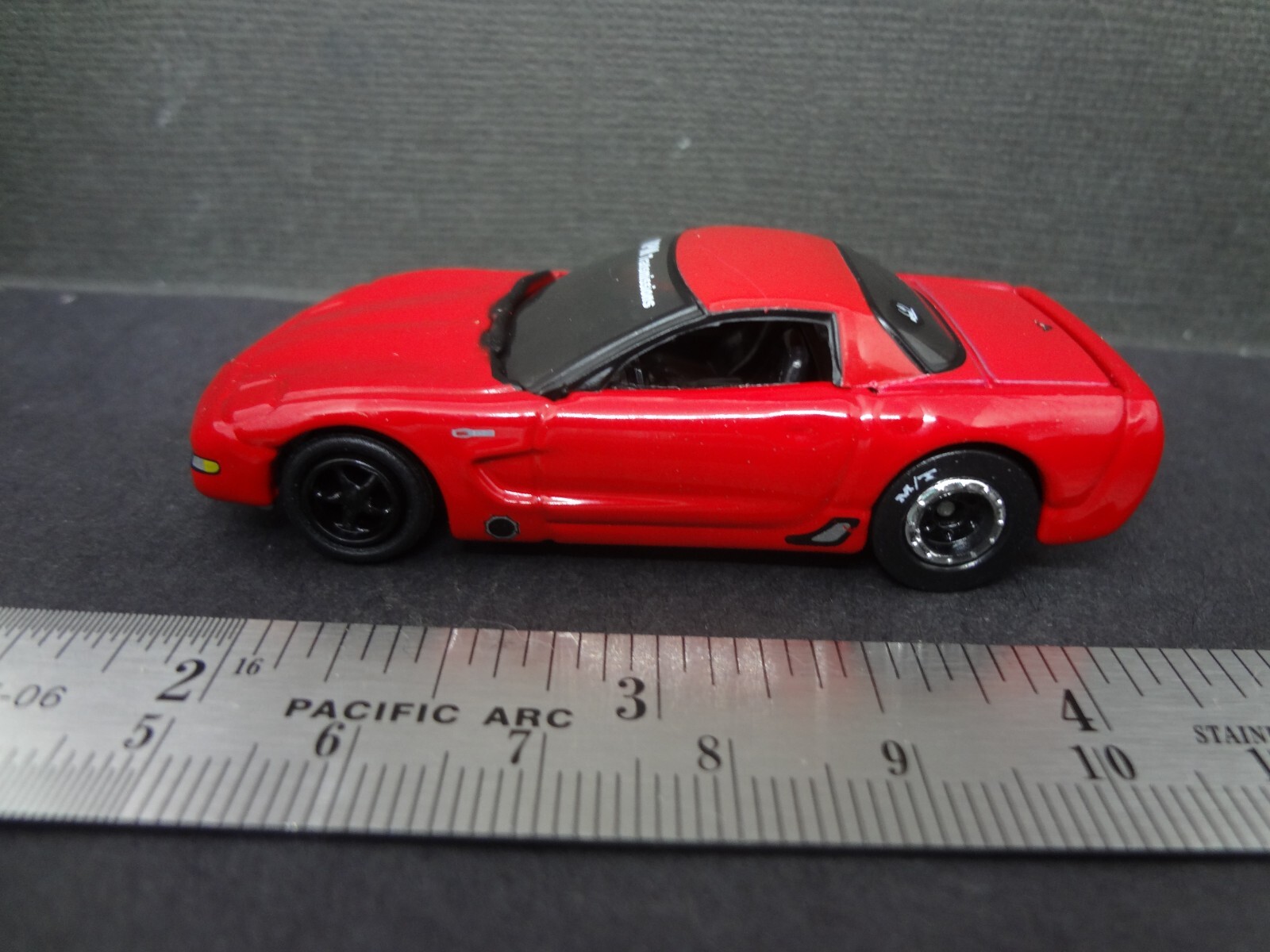 Johnny Lightning 2001 Chevy Corvette Z06 torch red - Loose 1:64 | eBay