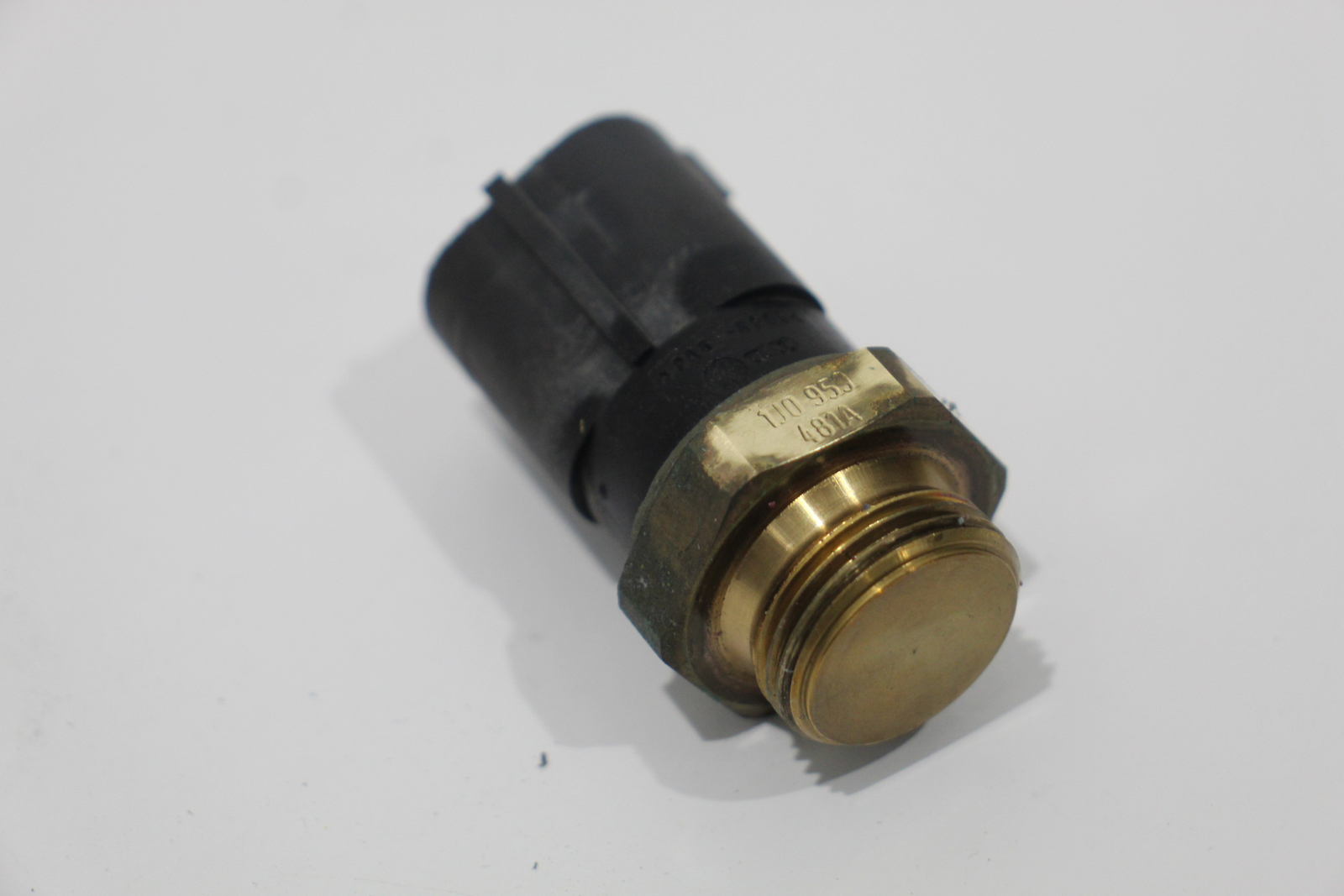 VW Golf 1K Mk5 Dual Thermo Coolant Temperature Switch Sensor 1J0959481A ...