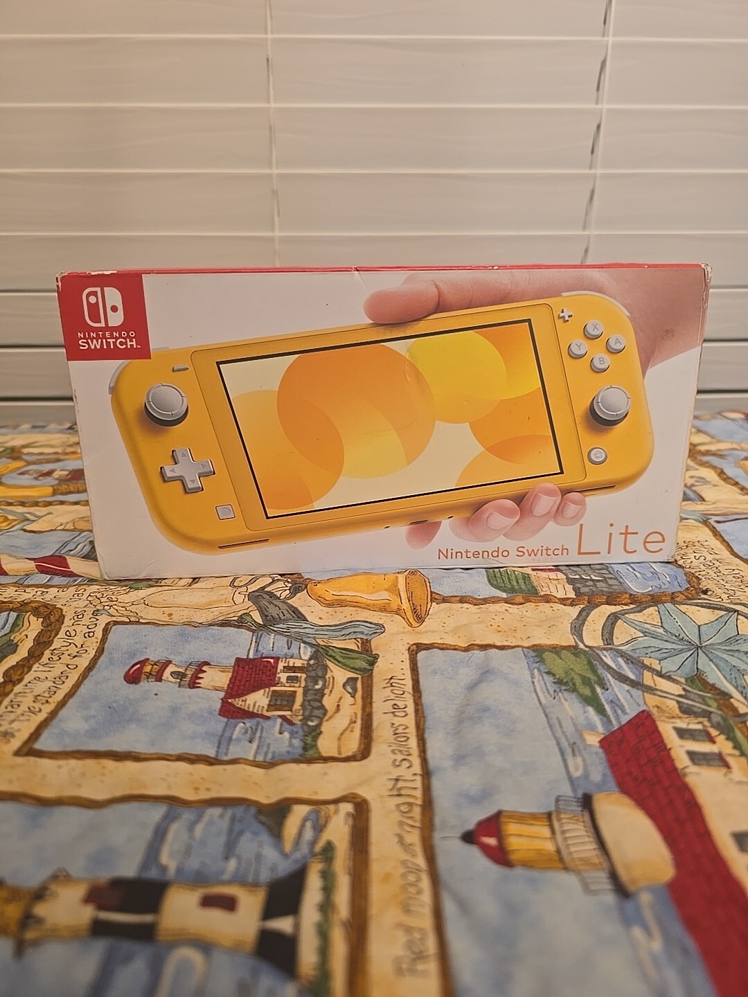 Nintendo Switch Lite Yellow Console RX