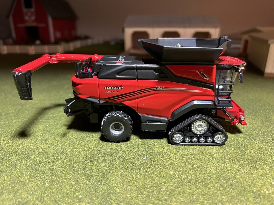 1/64 Ertl Case IH Axial-Flow AF11 2024 Farm Show Track Combine W/ No ...