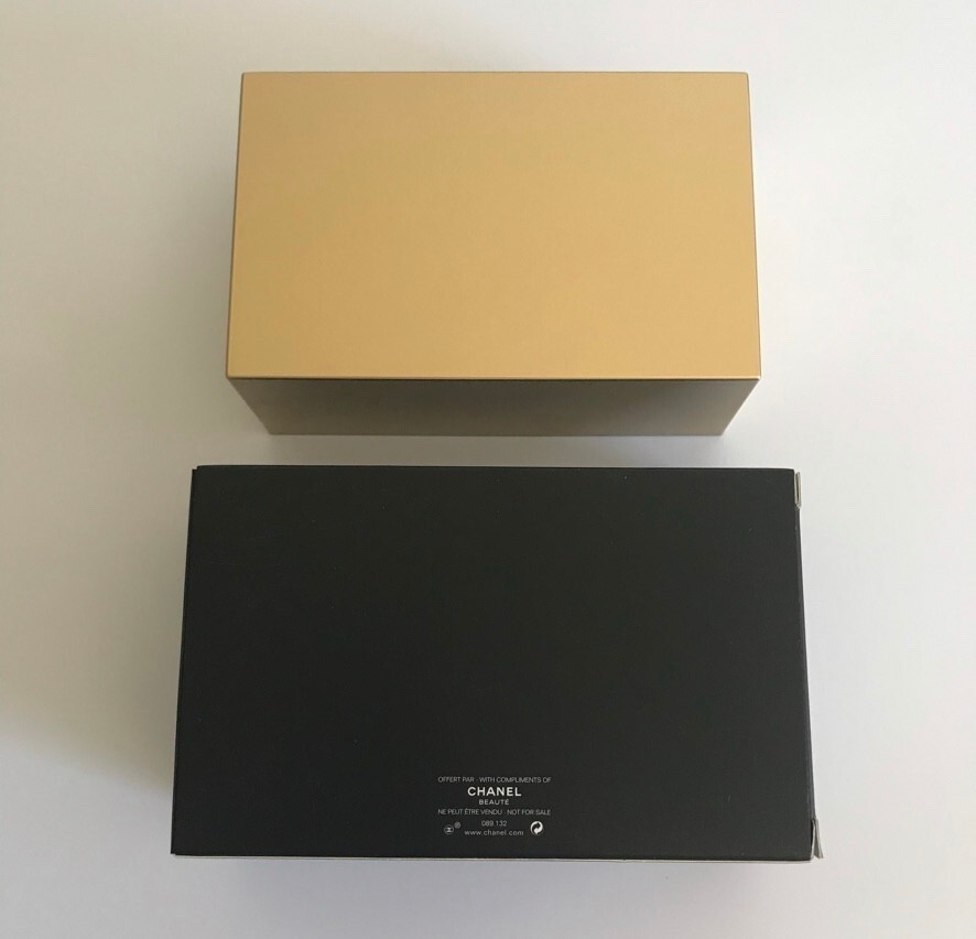 Chanel Gold & Black Lacquer Jewelry Box + Le Coton Facial Cotton Pads ...