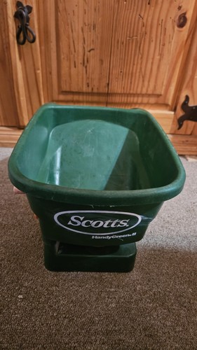 Scotts Easy Turf Builder Handheld Fertilizer Grass Seed Spreader 71133 ...