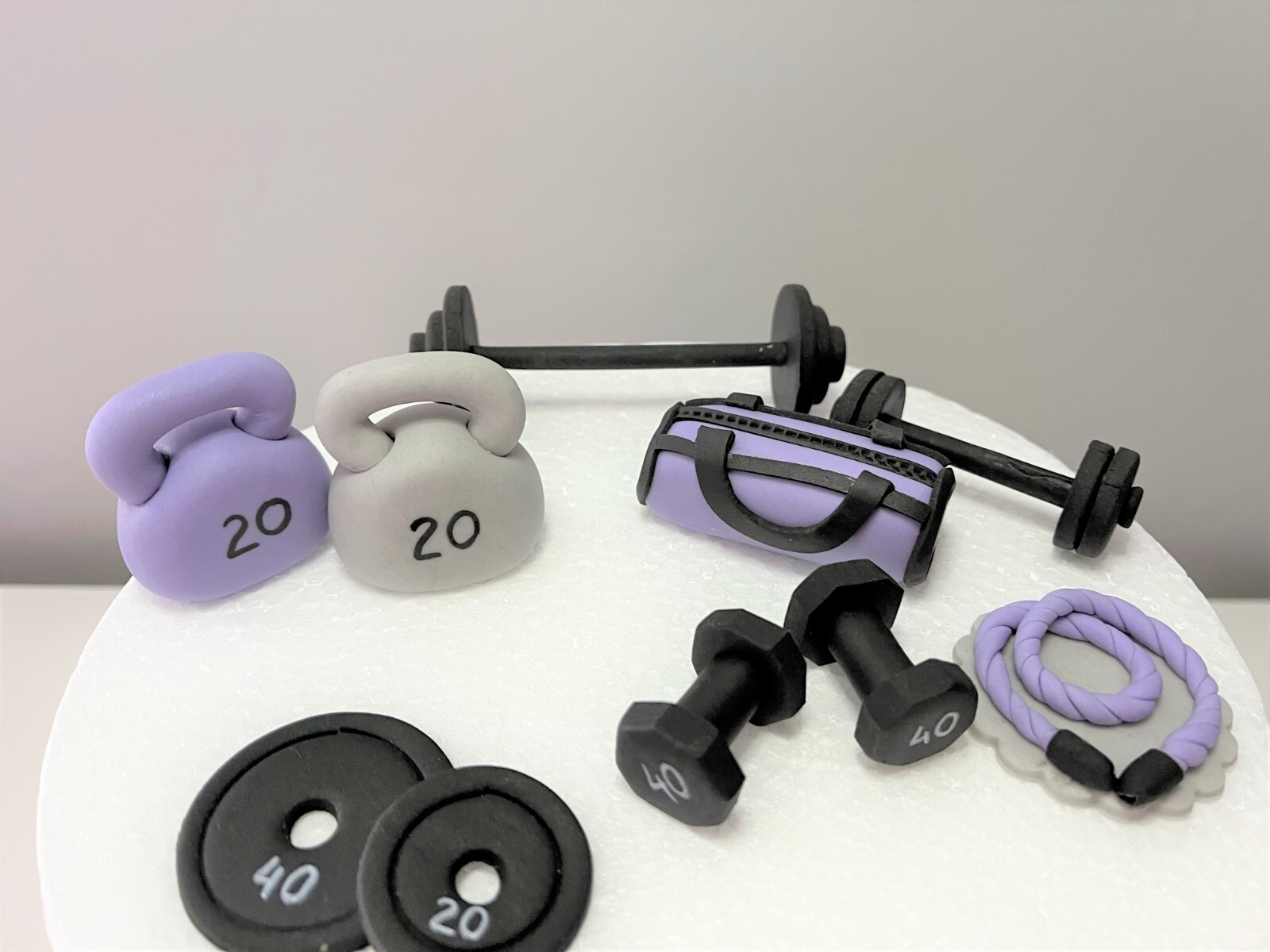 Fondant edible gym themed cake toppers. Handmade sport themed cake ...