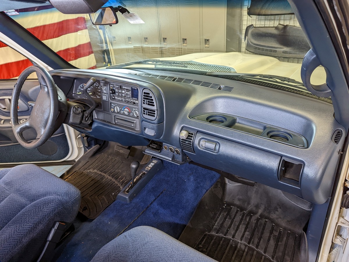 1995 Chevy Truck Dashboard