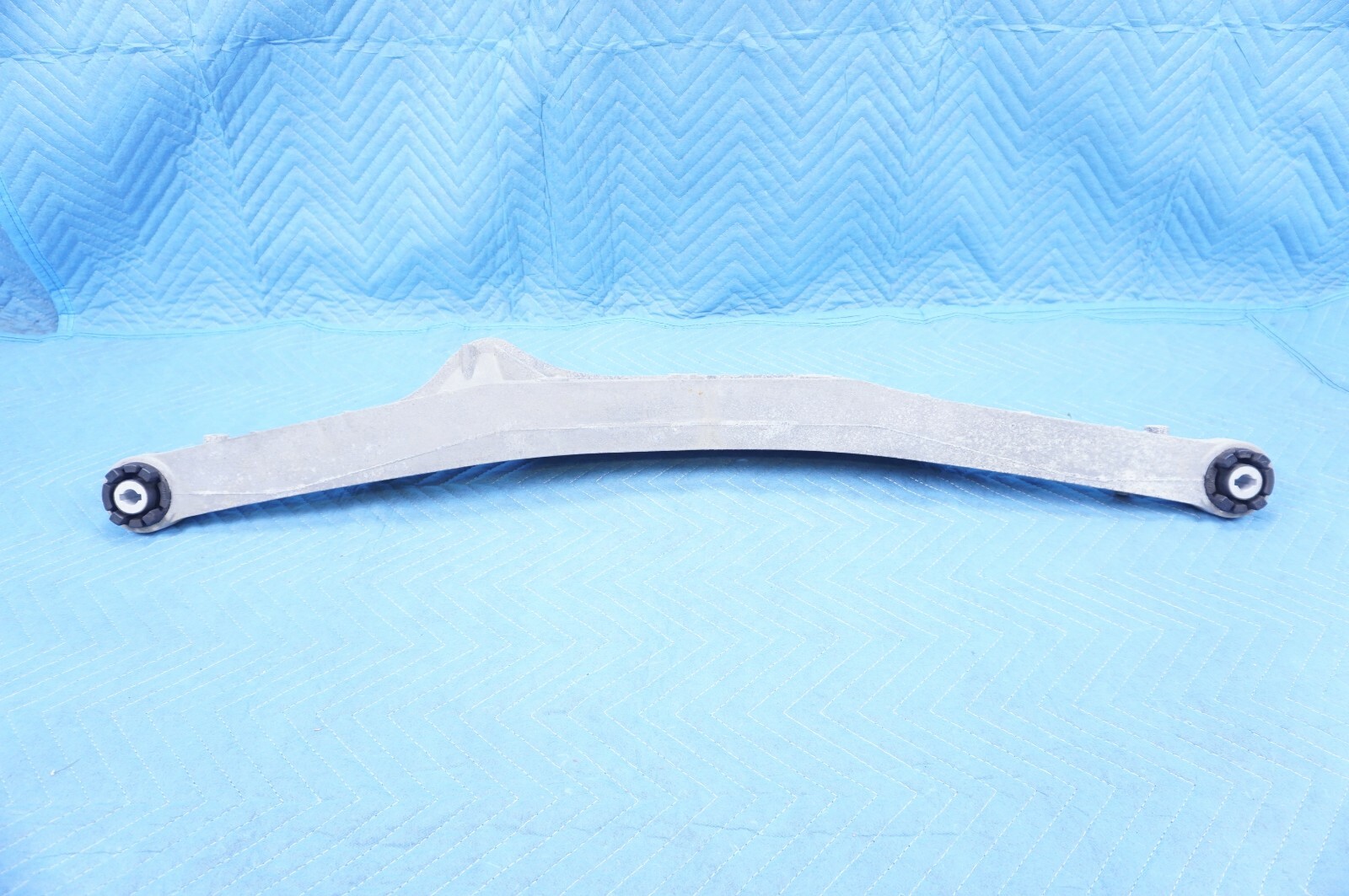 BMW X1 X2 AWD Rear Crossmember 33366858474 OEM | eBay