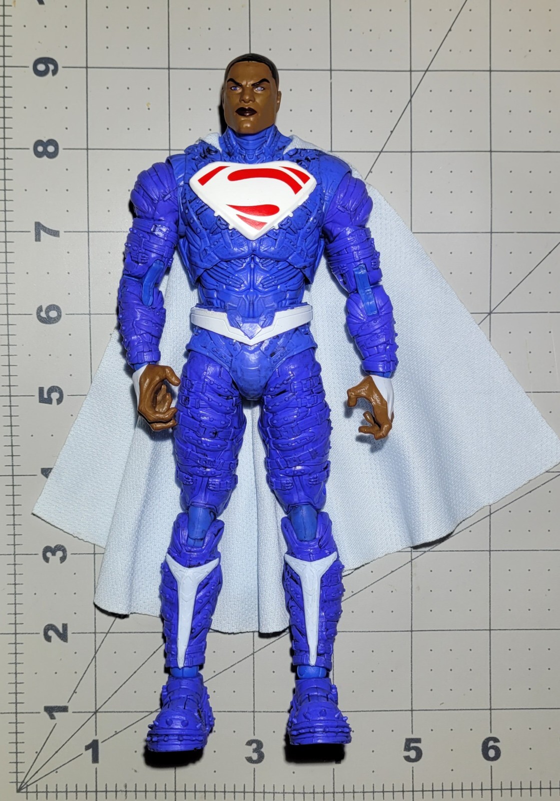 McFarlane DC Superman Earth-2 Ghosts of Krypton Page Punchers 7" Action ...