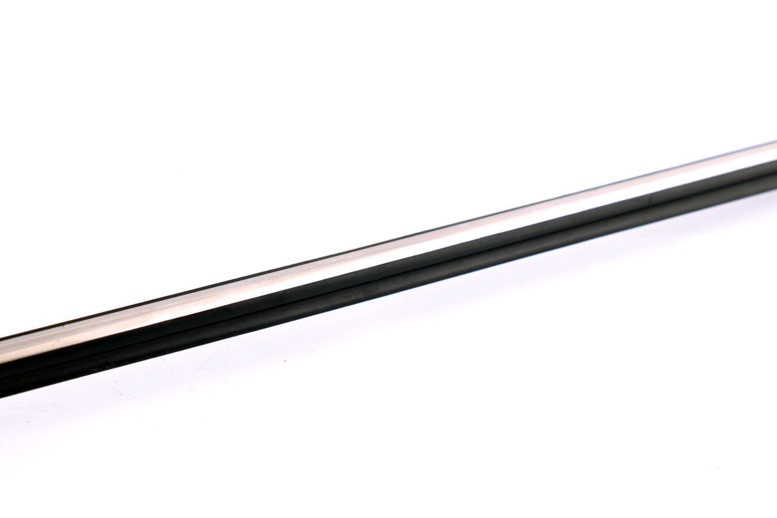 BMW Mini Cooper One R50 R52 R53 Outer Weatherstrip Front Door Right O/S ...