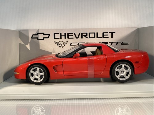 1/18 UT Model 1999 Corvette Hardtop Red 21041 READ ME | eBay