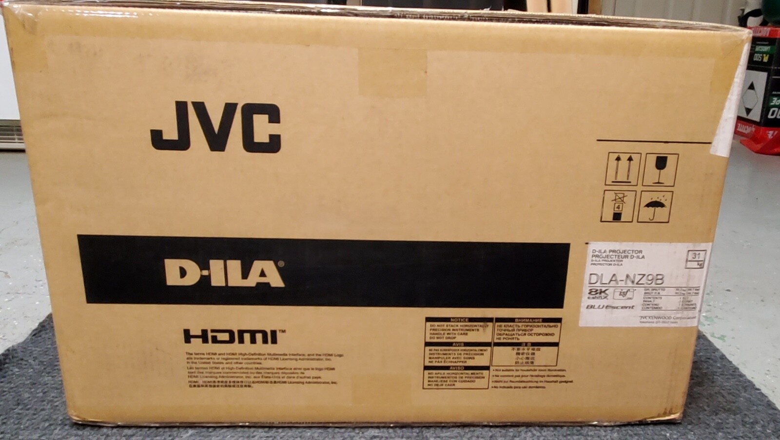 JVC DLA-NX9 Native 4K Home Theater Projector With HDR and 8K E-Shift ...