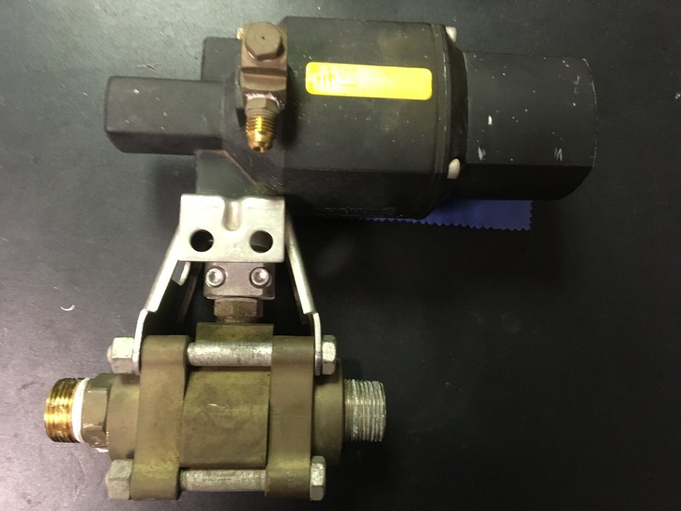 Swagelok 65TF12-33C Pneumatically Actuated 3/4" Ball Valve NC, Spring ...