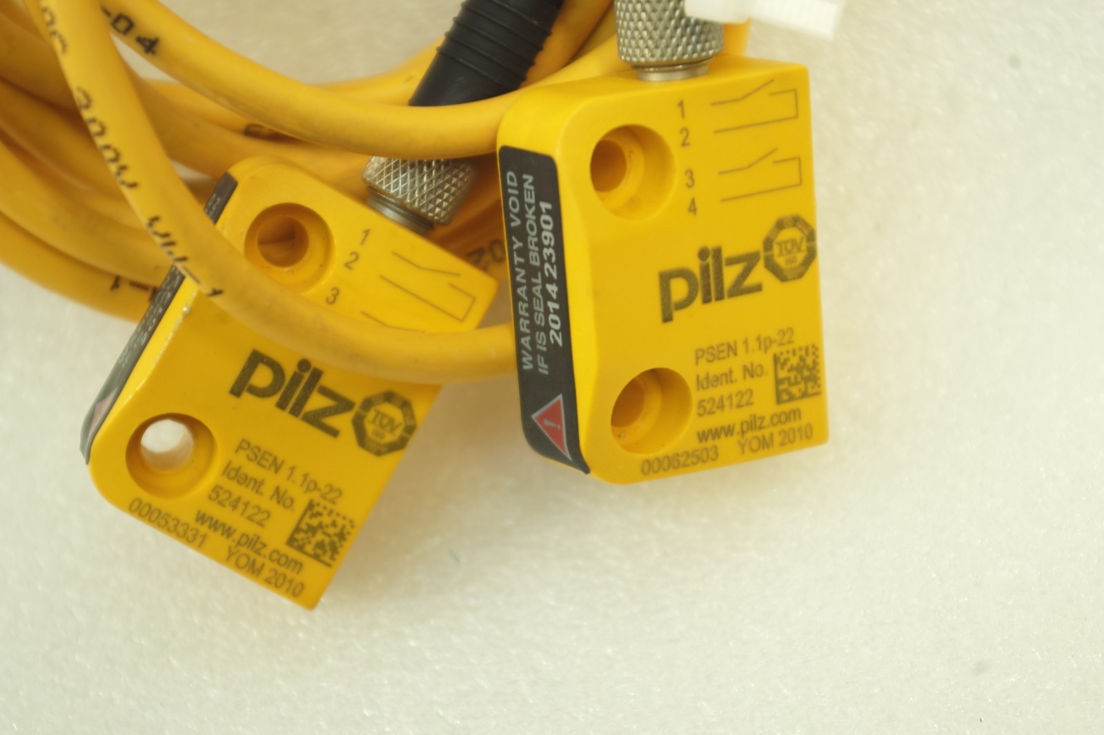 PILZ PSEN 1.1P-22 IDENT NO. 524122 SAFETY SWITCHES LOT OF 4 FREE SHIP ...