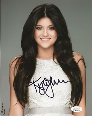 Kylie Jenner REAL hand SIGNED 8x10 Photo #3 JSA COA Autographed ...