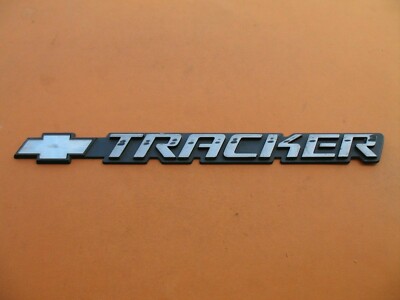 99 00 01 02 03 04 CHEVROLET TRACKER SIDE REAR EMBLEM LOGO BADGE SIGN ...