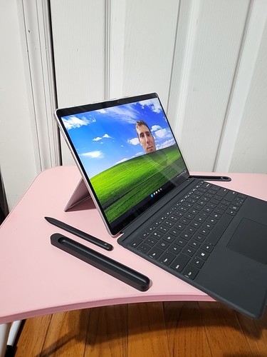 BUNDLE - Microsoft Surface Pro 8 - 128GB & 8GB + Keyboard + Pen | eBay