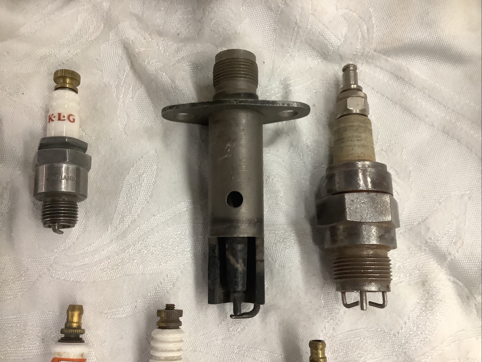 Old Antique Spark Plug Collection Lot Of 15 All Different Vintage Ford ...