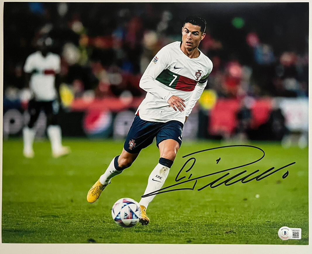 Cristiano Ronaldo Autographed Memorabilia | Signed Photo, Jersey ...