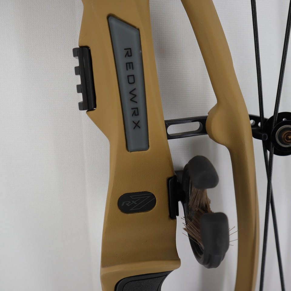 NEW Hoyt Carbon RX-7 Archery Compound Bow RedWrx RX7 RH 70Lb 29 Bourbon ...