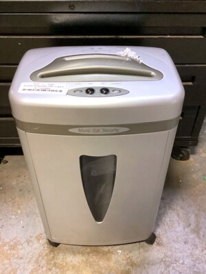 Staples Micro Cut Paper Shredder 7 sheet Capacity SPL-770M | eBay