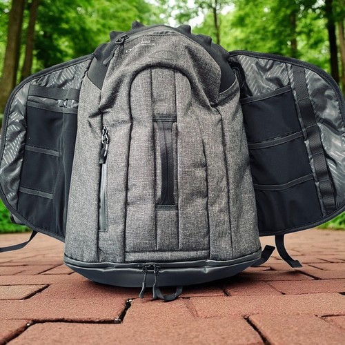 Oakley Aero Pack Backpack Gray 26L Cycling Laptop Bag Travel Gear NWT ...