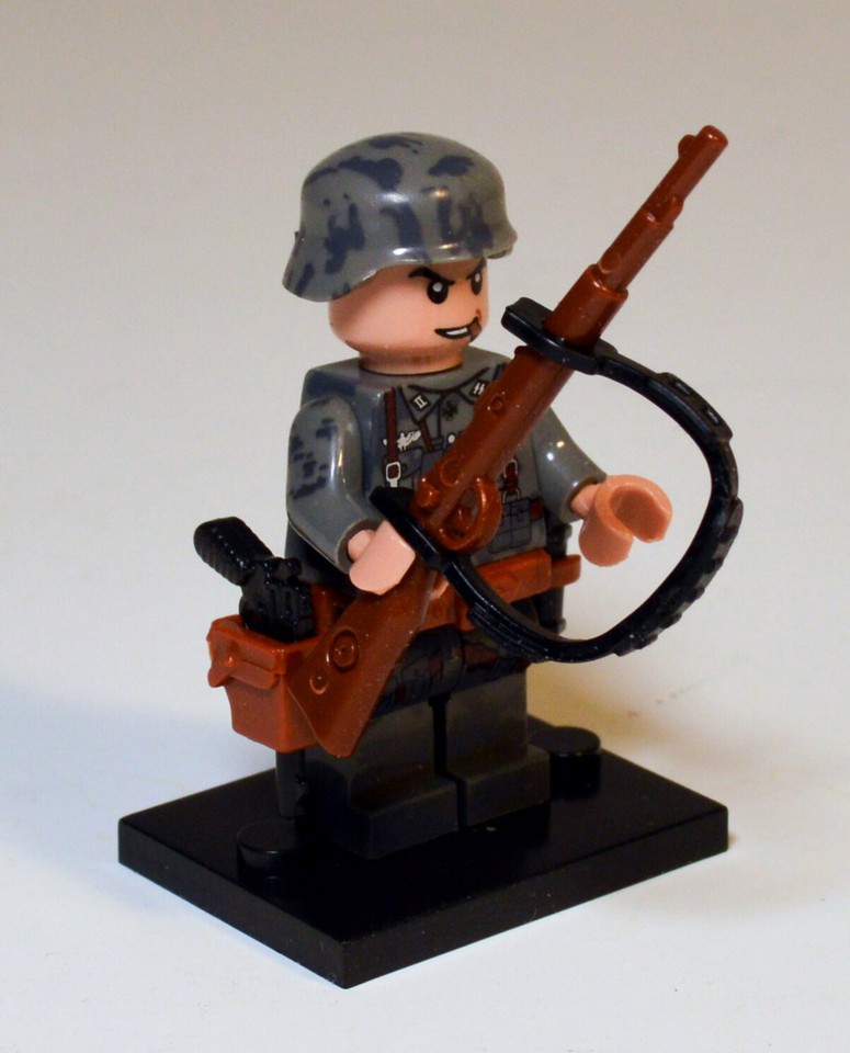 Custom LEGO Warhammer 40k Imperial Guard Death Korps Brick Mini Figures ...