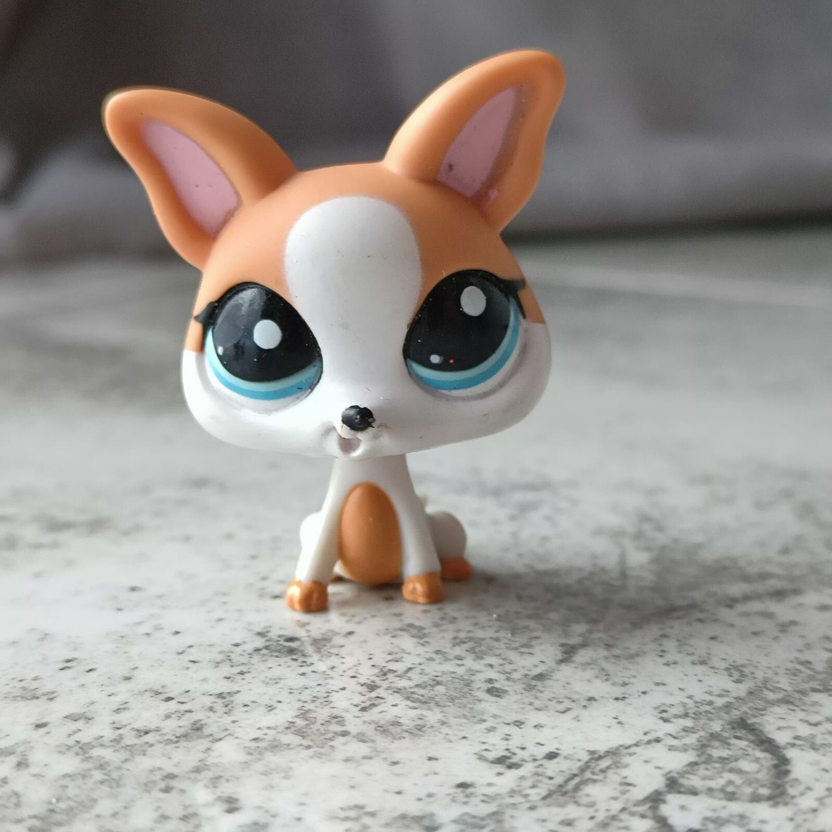 Littlest Pet Shop Chihuahua Dog Authentic Littlest Pet Shop #385 Cream