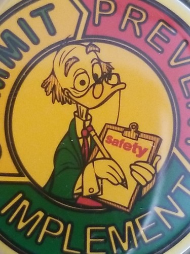 RARE HTF Disney Cast Member Commit Prevent Implement SAFETY Von Drake ...